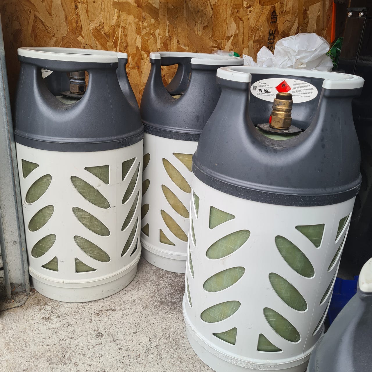 Propanflaske uten gass 10kg og 5kg kompositt | FINN-torget