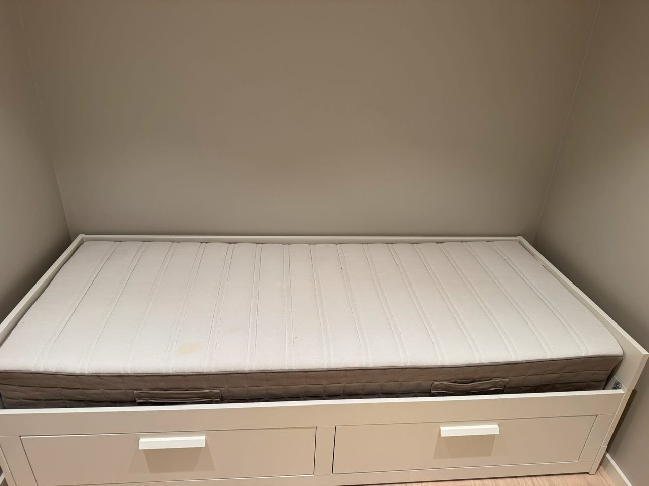 IKEA Hamarvik springfjær madrass med overmadrass 80 x 200 cm selges t ...