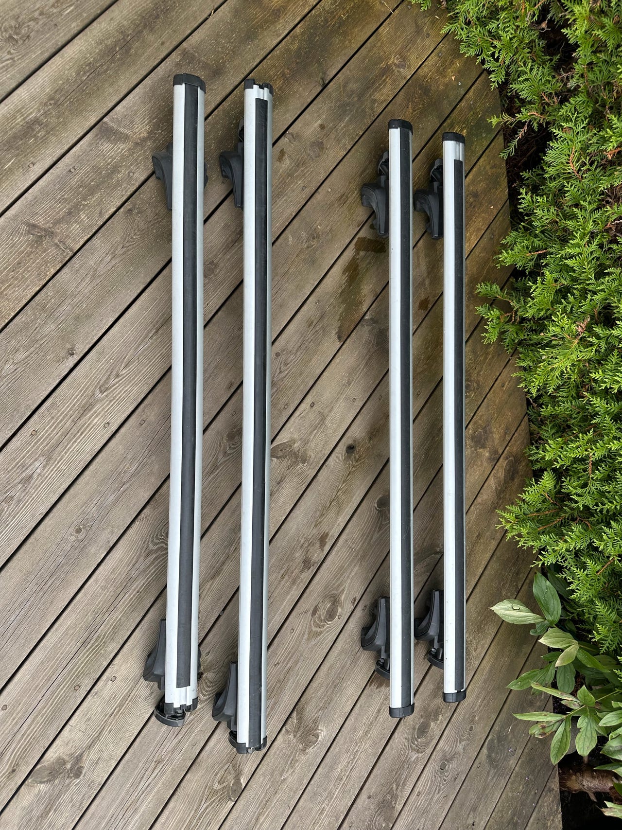 Thule Takstativ for rails | FINN-torget
