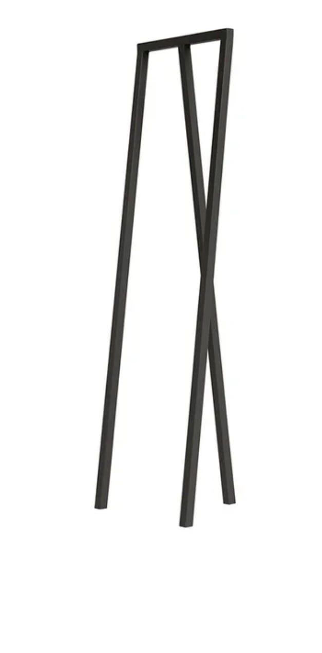 HAY Loop Stand Hall klesstativ (black) | FINN-torget