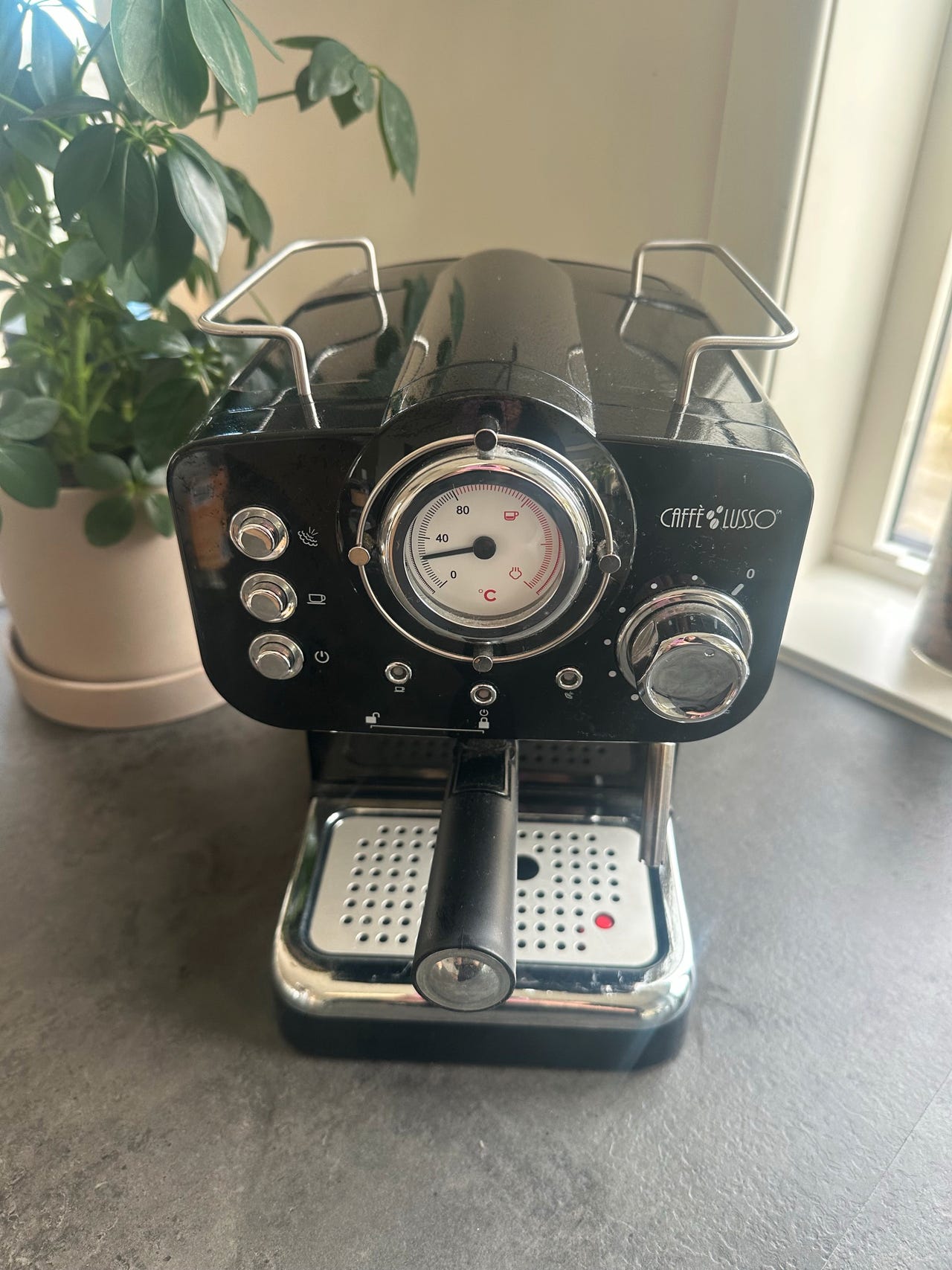 Caffe Lusso - Espressomaskin | FINN-torget