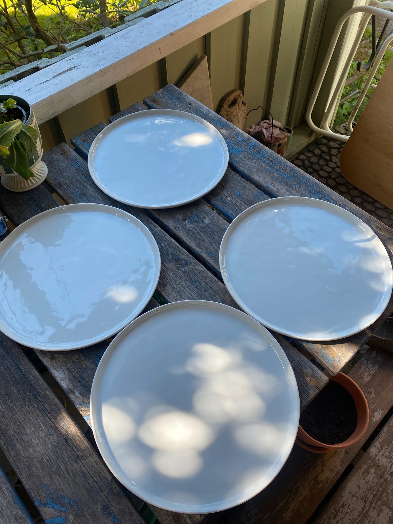 Fire gedigne middagsasjetter-Clay Lagerhaus | FINN-torget