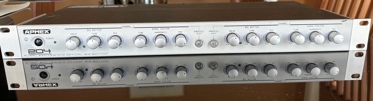 Aphex 204 Aural Exciter and Optical Big Bottom (over 6000 på eBay ...