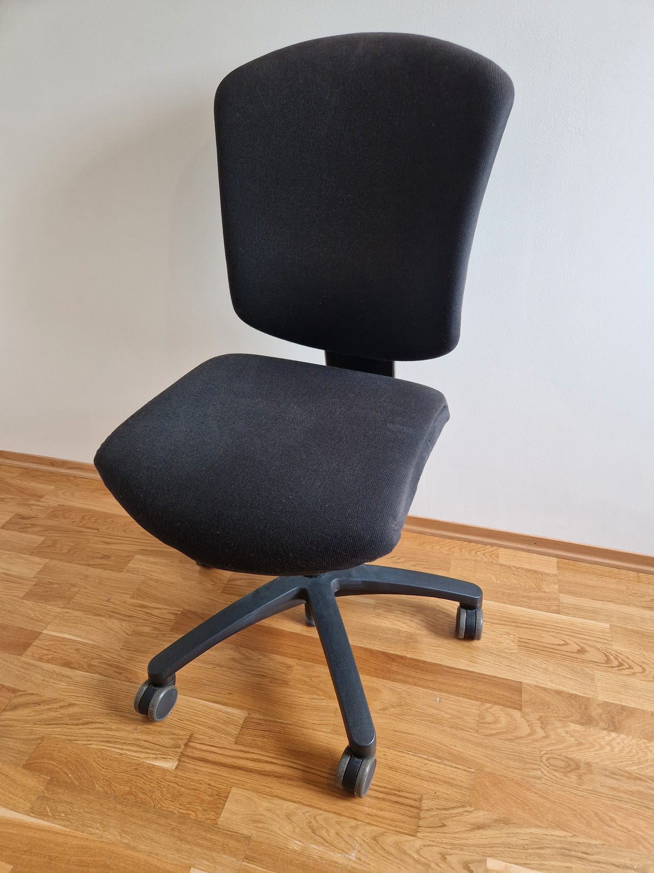 SAVO IKON kontorstol med IKEA underlag | FINN-torget