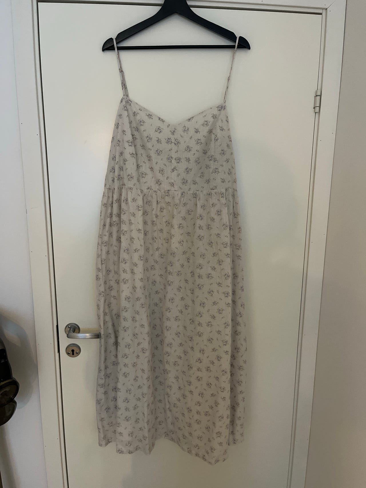 Lin kjole | FINN-torget