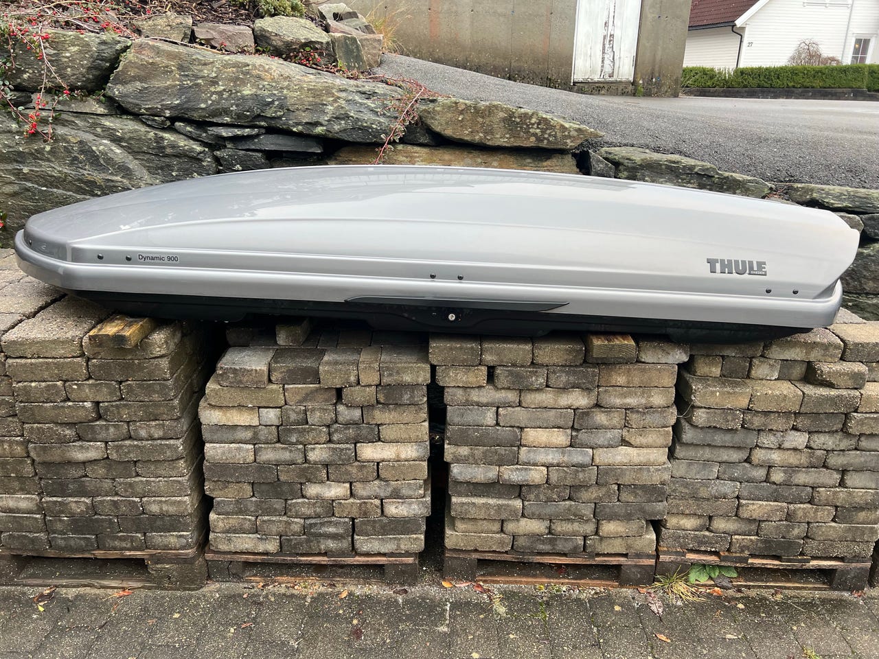 Thule dynamic 900 takboks / skiboks | FINN-torget