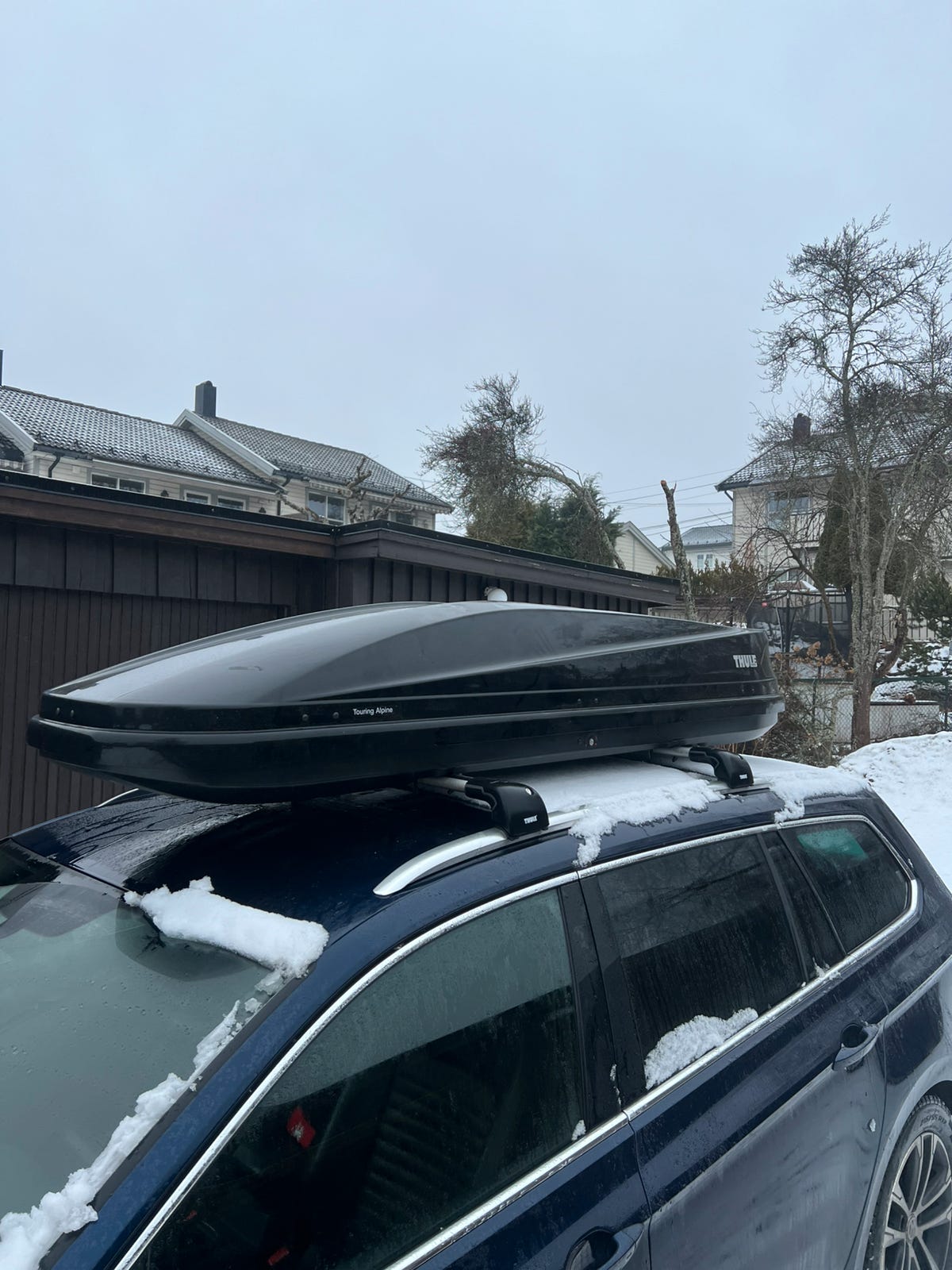 Thule skiboks og takstativ (pakke) | FINN-torget