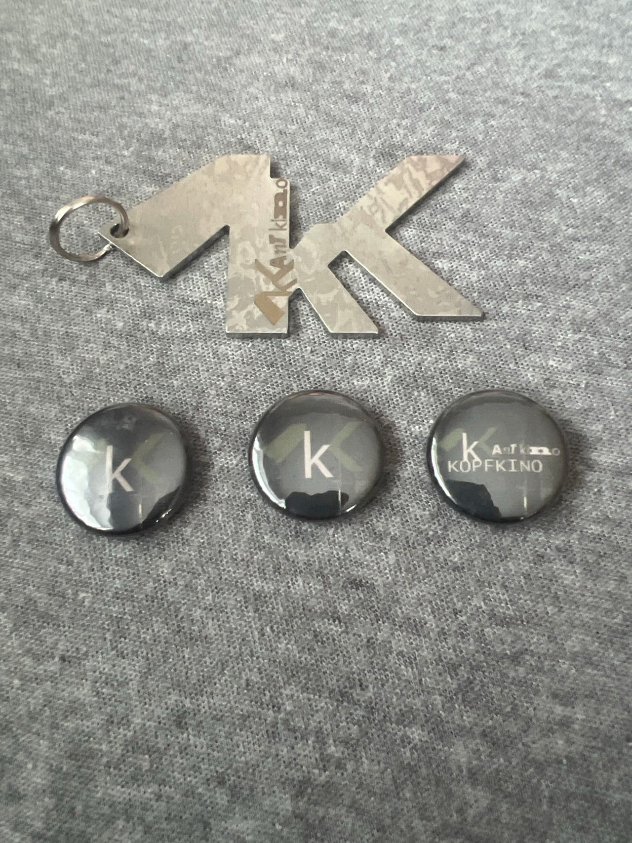 Kant Kino merch | FINN-torget