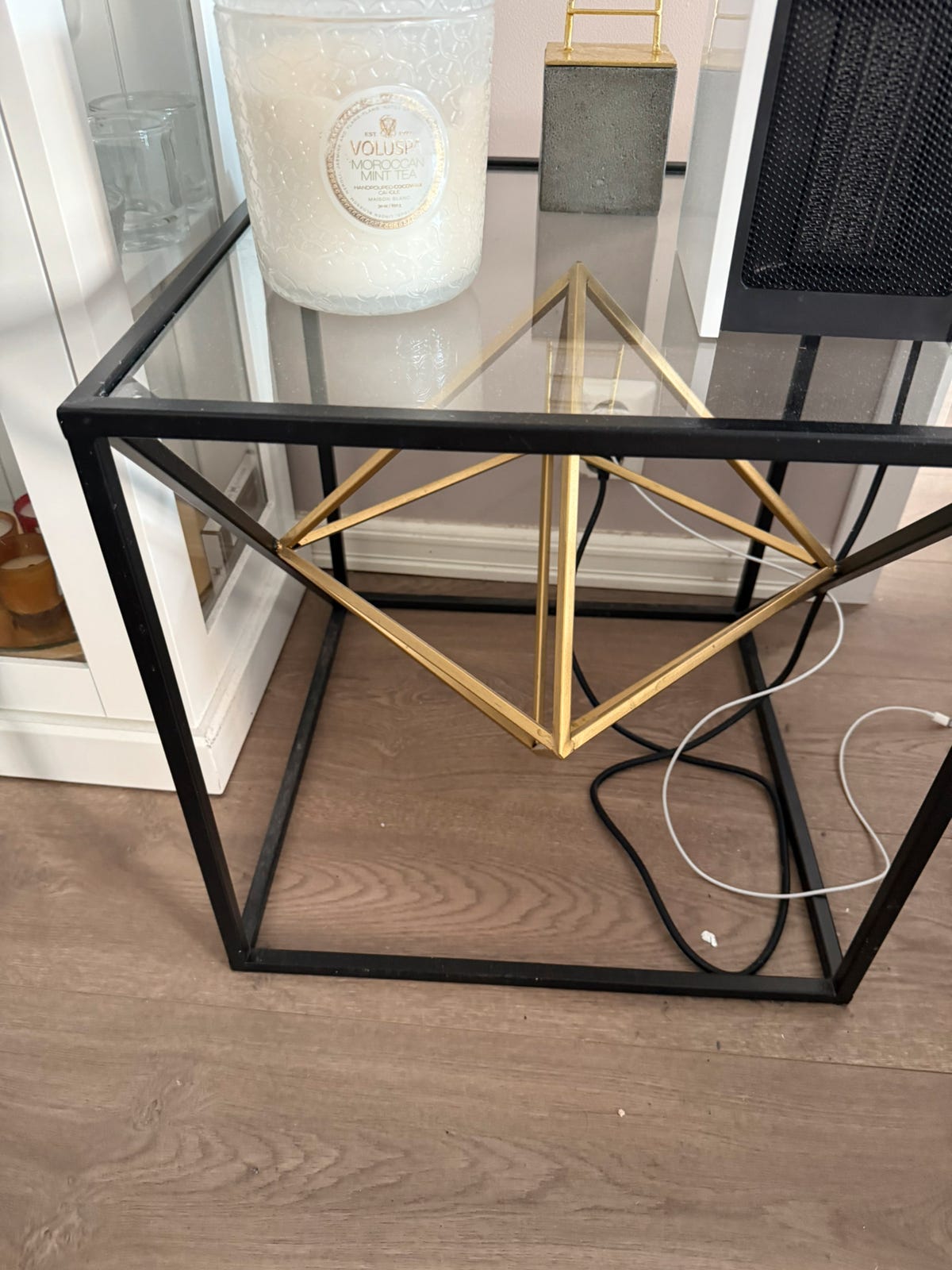 Consol bord desing Kane | FINN-torget