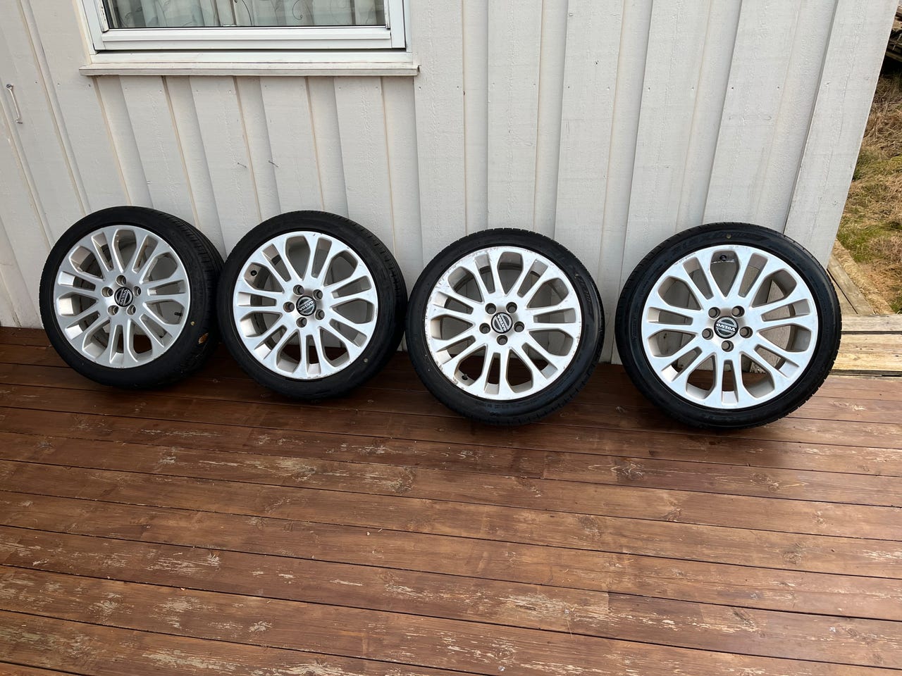 Sommer Dekk og felger Volvo 17 | FINN-torget
