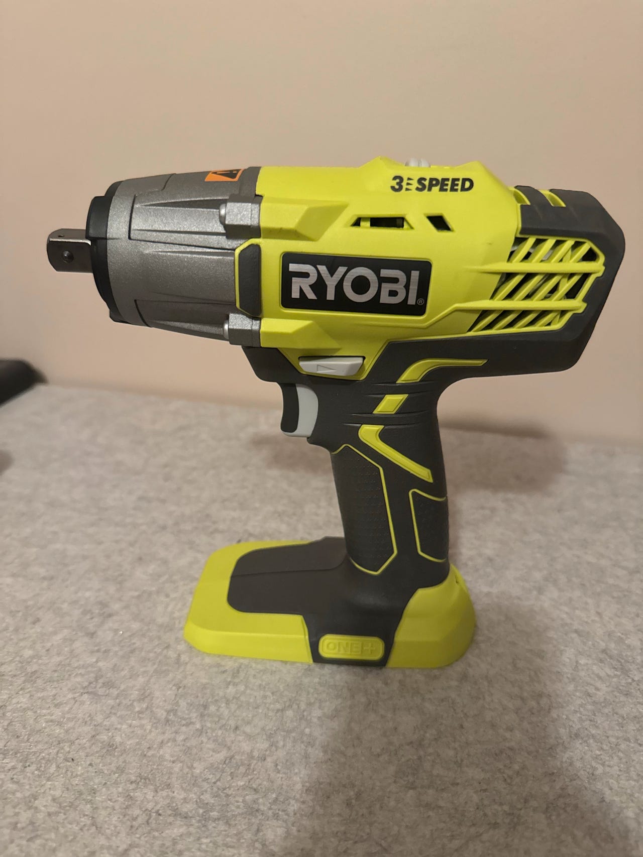Helt ny Ryobi R18IW3 muttertrekker | FINN-torget