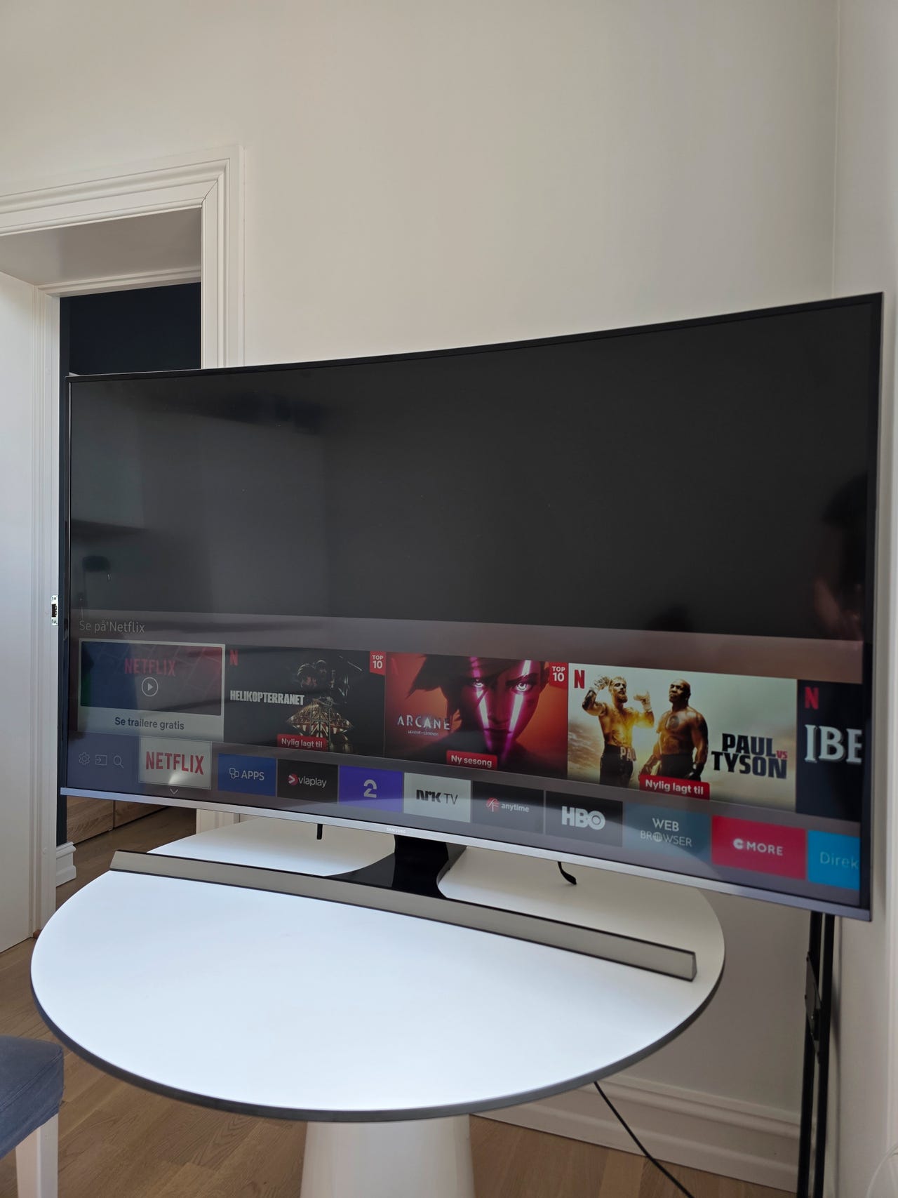Samsung 55 Curved Smart TV 4K | FINN-torget