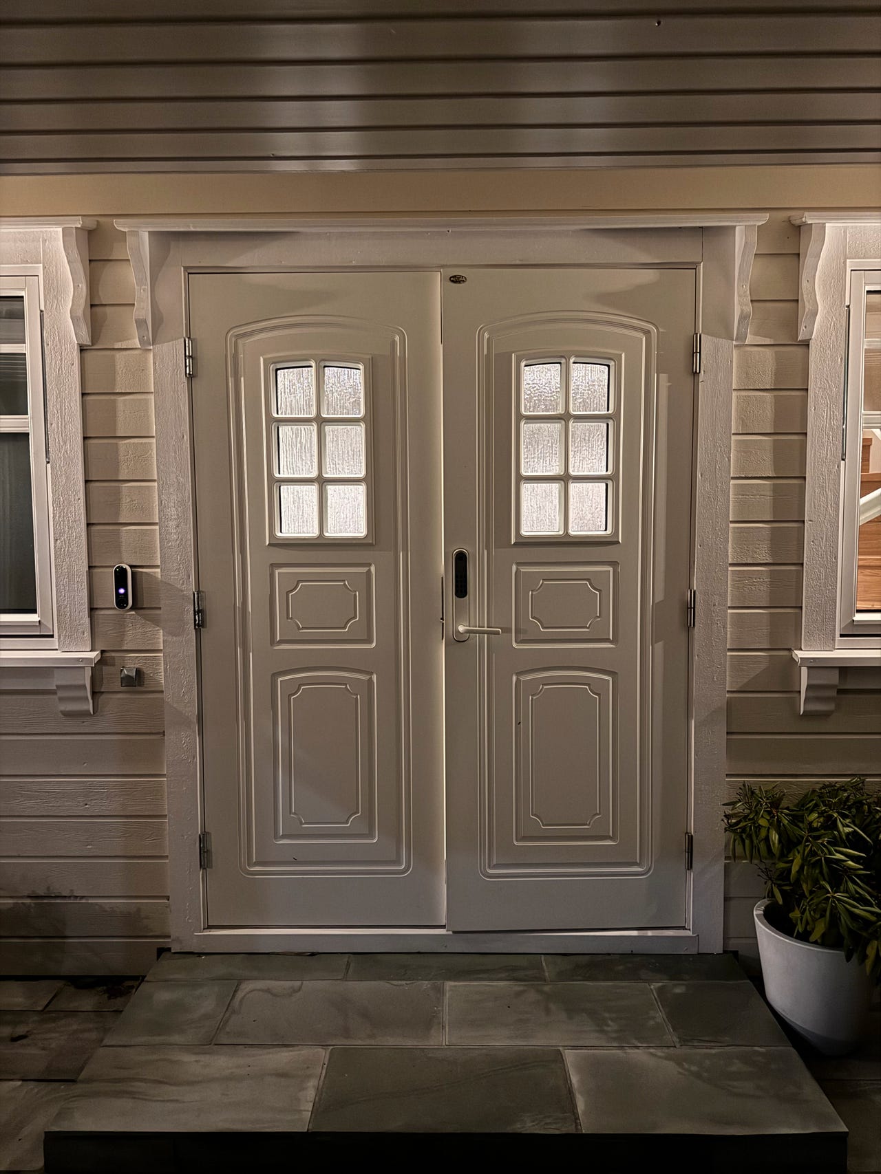 Tofløyet og enkel dør fra Diplomat Sandra | FINN-torget