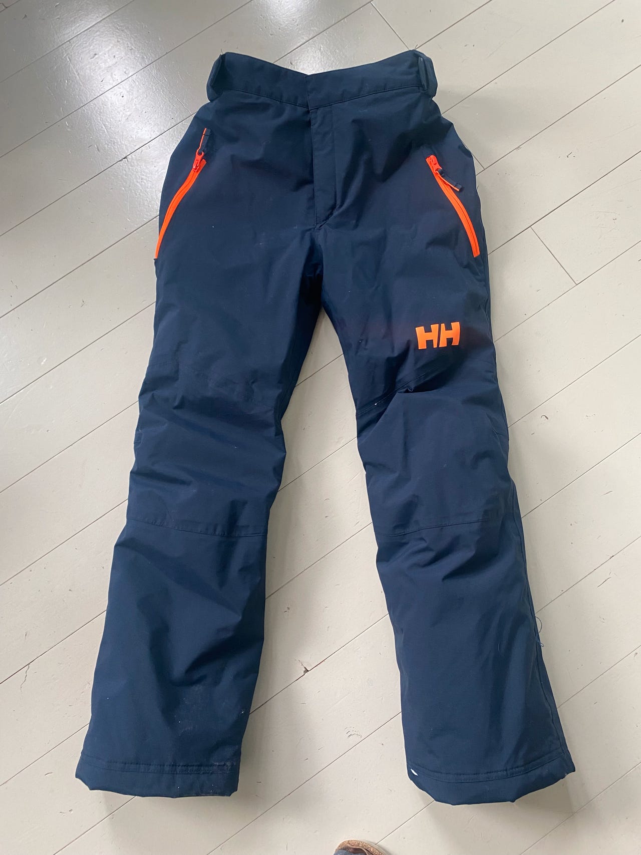 Pent brukt skibukse fra Helly Hansen | FINN-torget