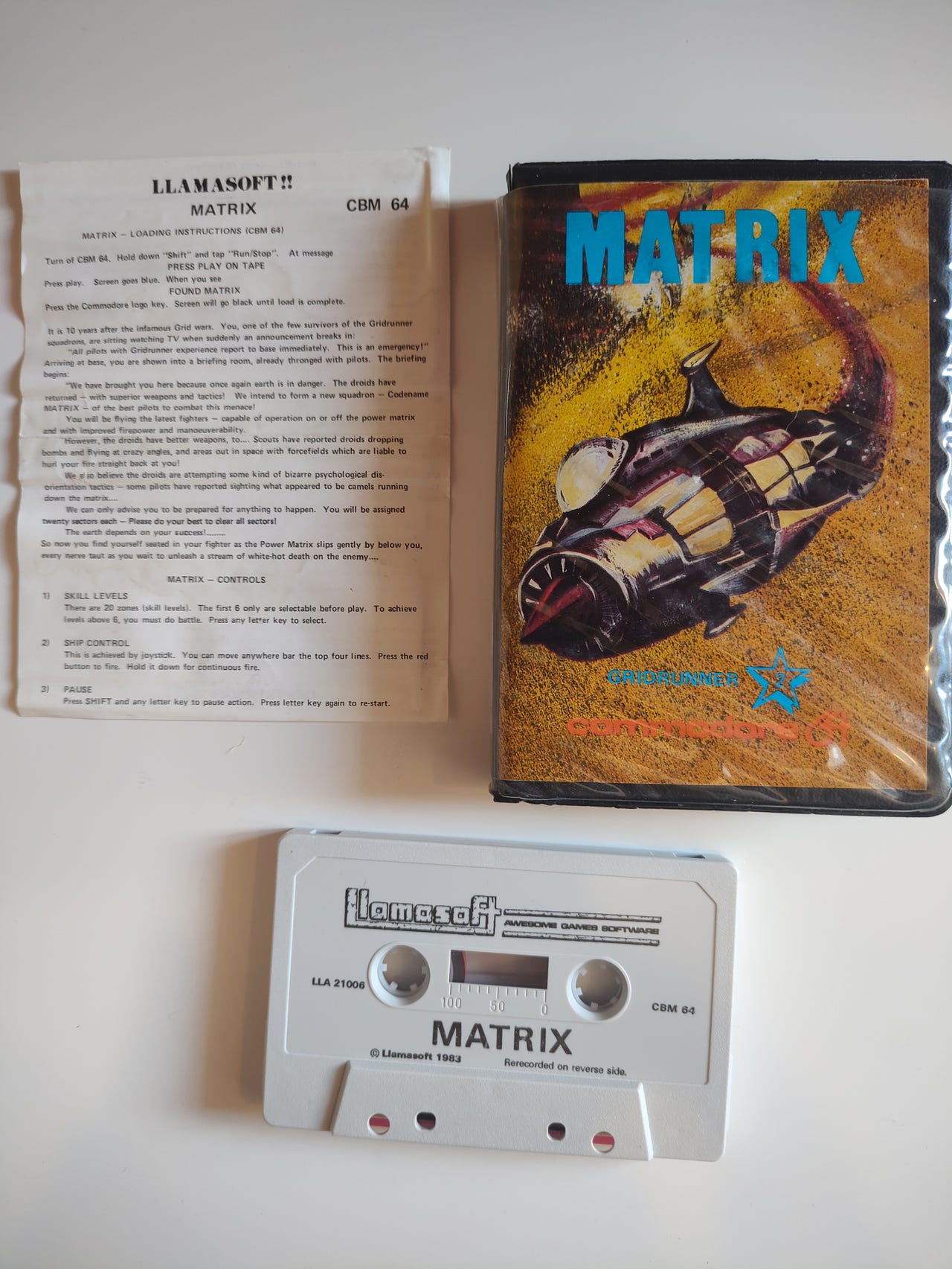 Matrix (Gridrunner 2) Commodore 64 av legenden Jeff Minter - 1983 CIB ...