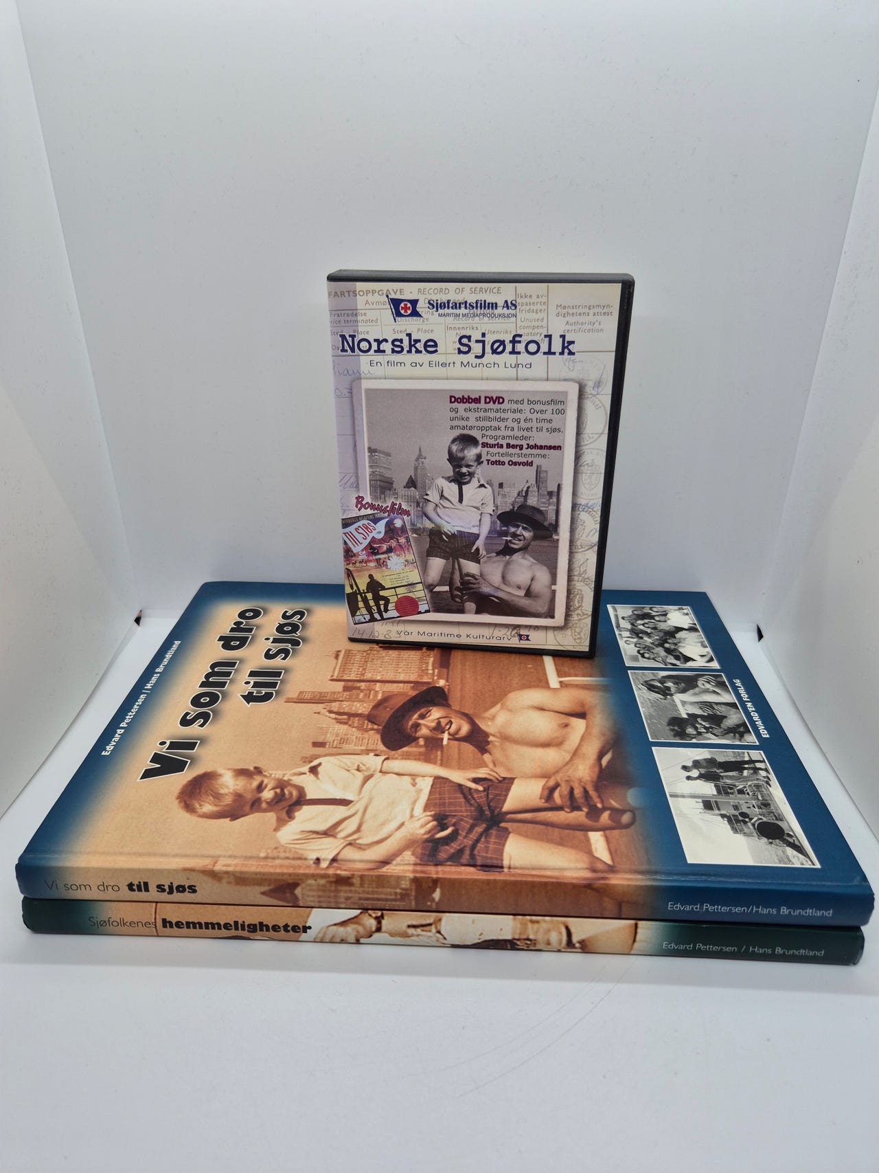 2 bøker + 1 dvd. Norske sjøfolk. Edvard Pettersen, Hans Brundtland ...