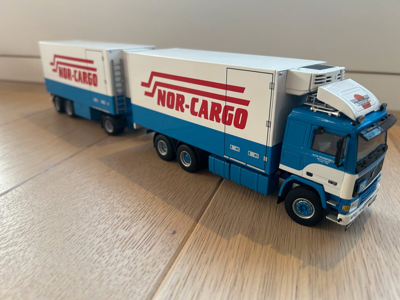 WSI Volvo F12 Nor-Cargo/Alta Transport | FINN-torget