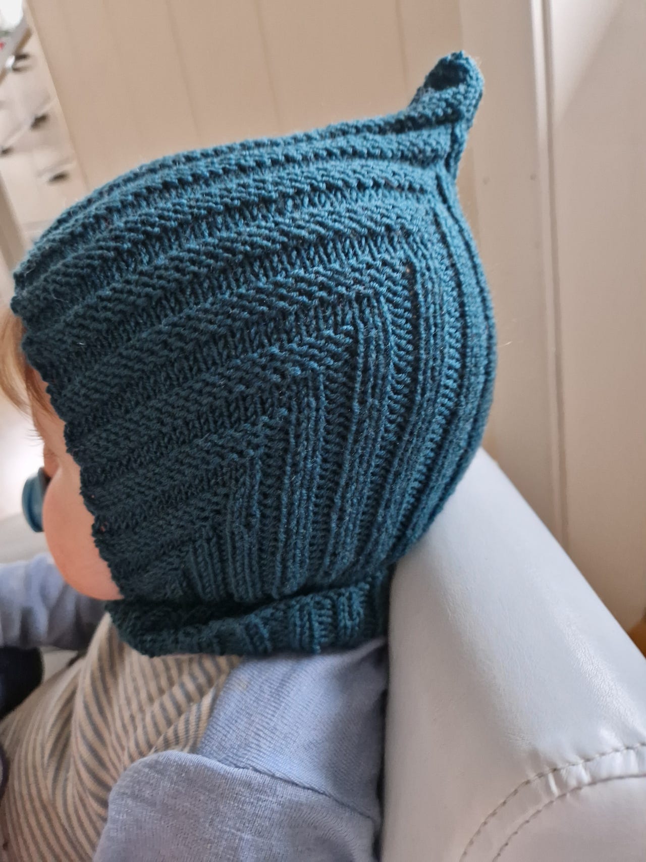 Hjelmlue | FINN-torget