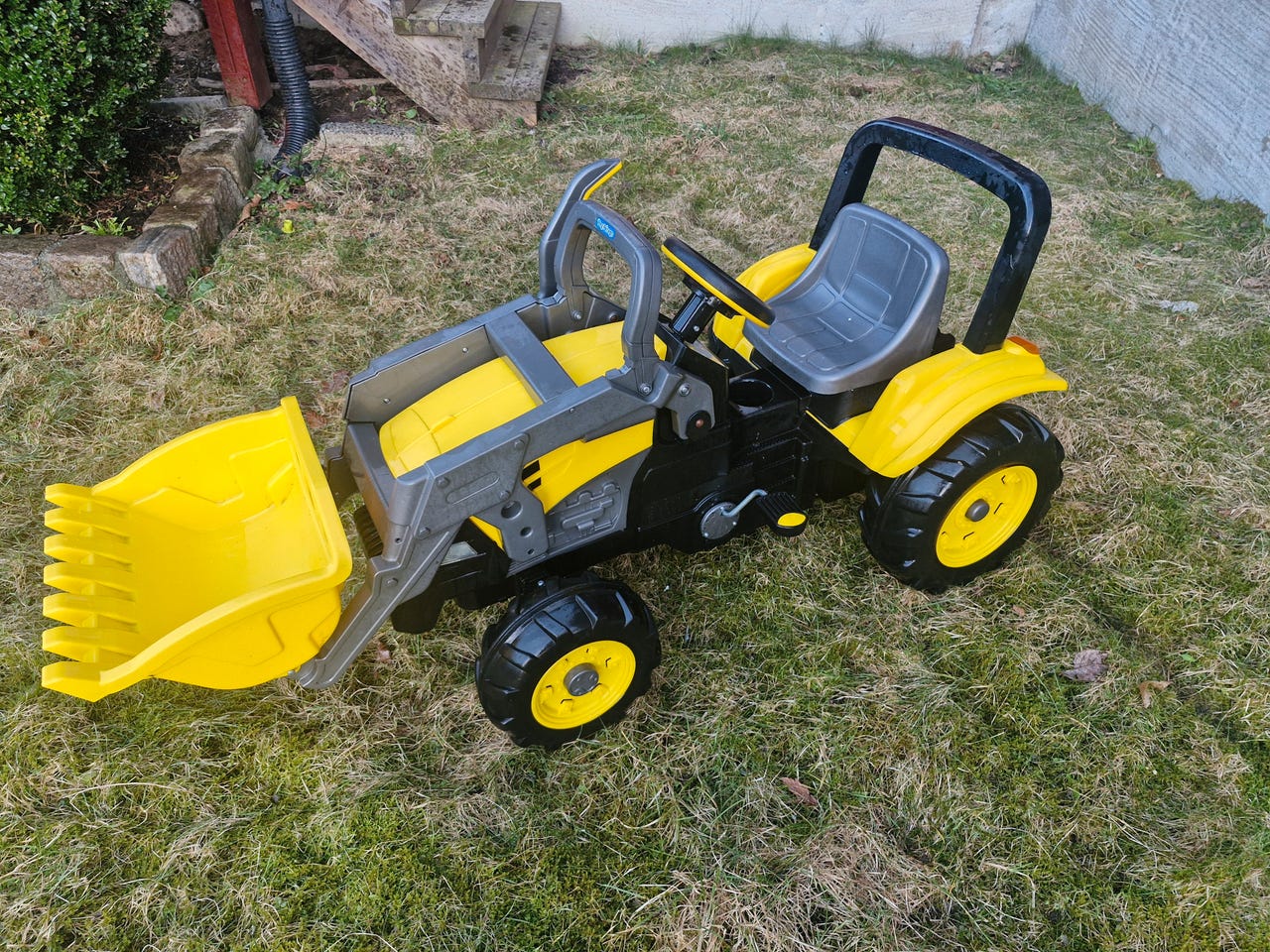 Stor traktor, Maxi Excavator. Fra 2 år | FINN-torget