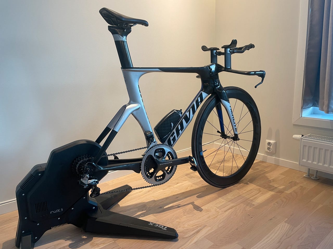 Gavia temposykkel, di2, tacx rulle + computer | FINN-torget