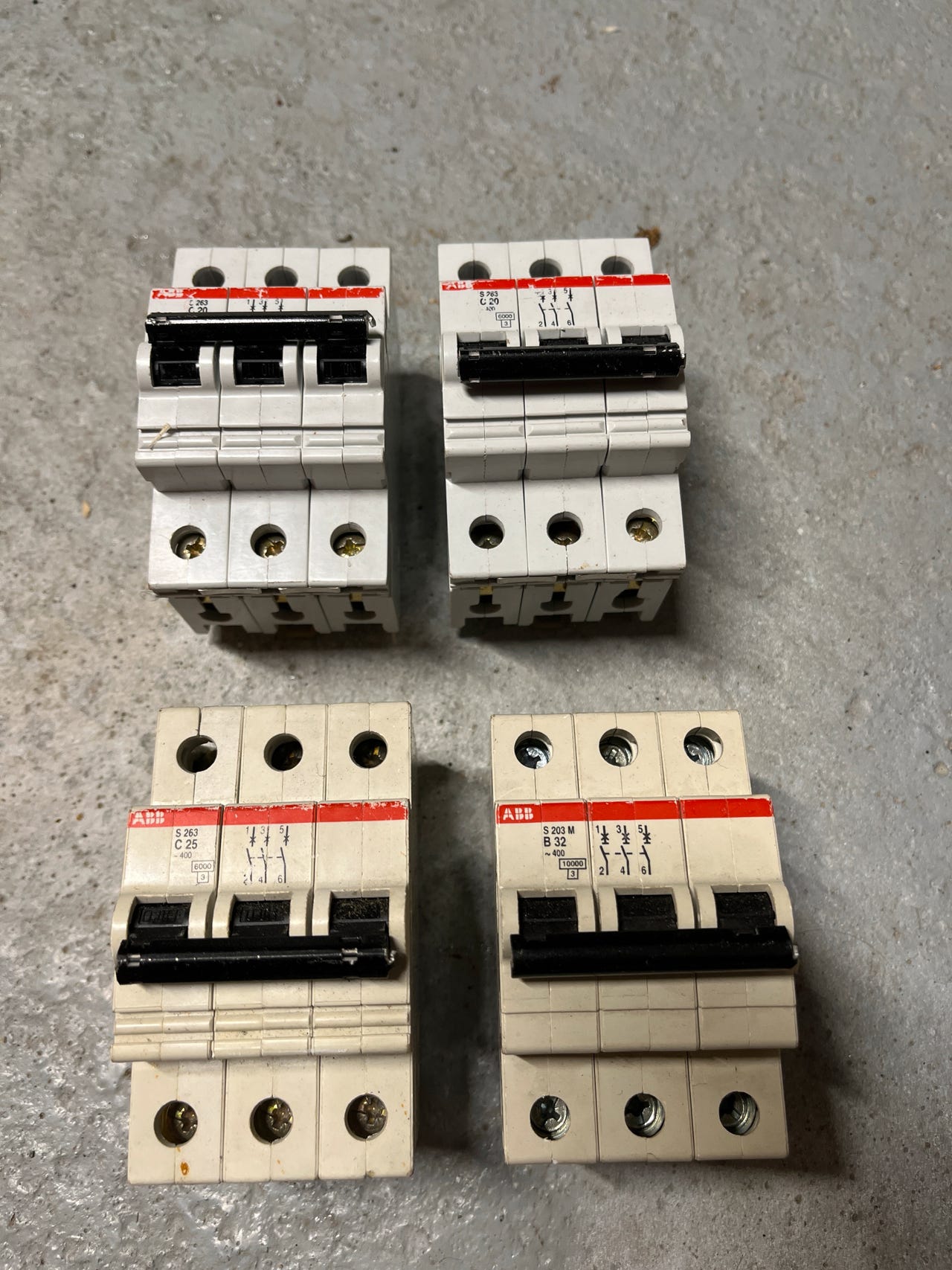 ABB element automater C20, C25, B32 | FINN-torget