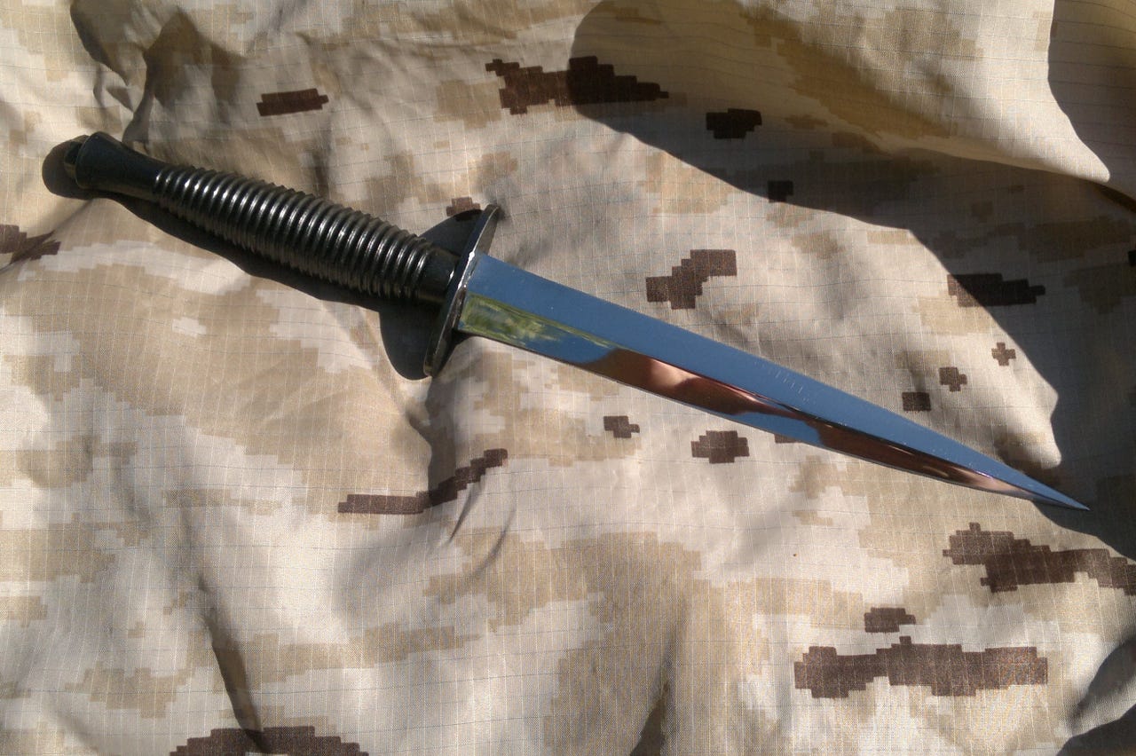 Original Fairbairn-Sykes commando-dolk vurderes solgt | FINN-torget