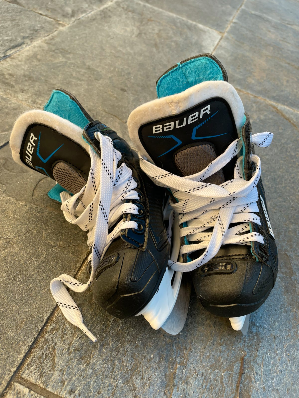 Bauer hockey skøyter str 26, som nye | FINN-torget