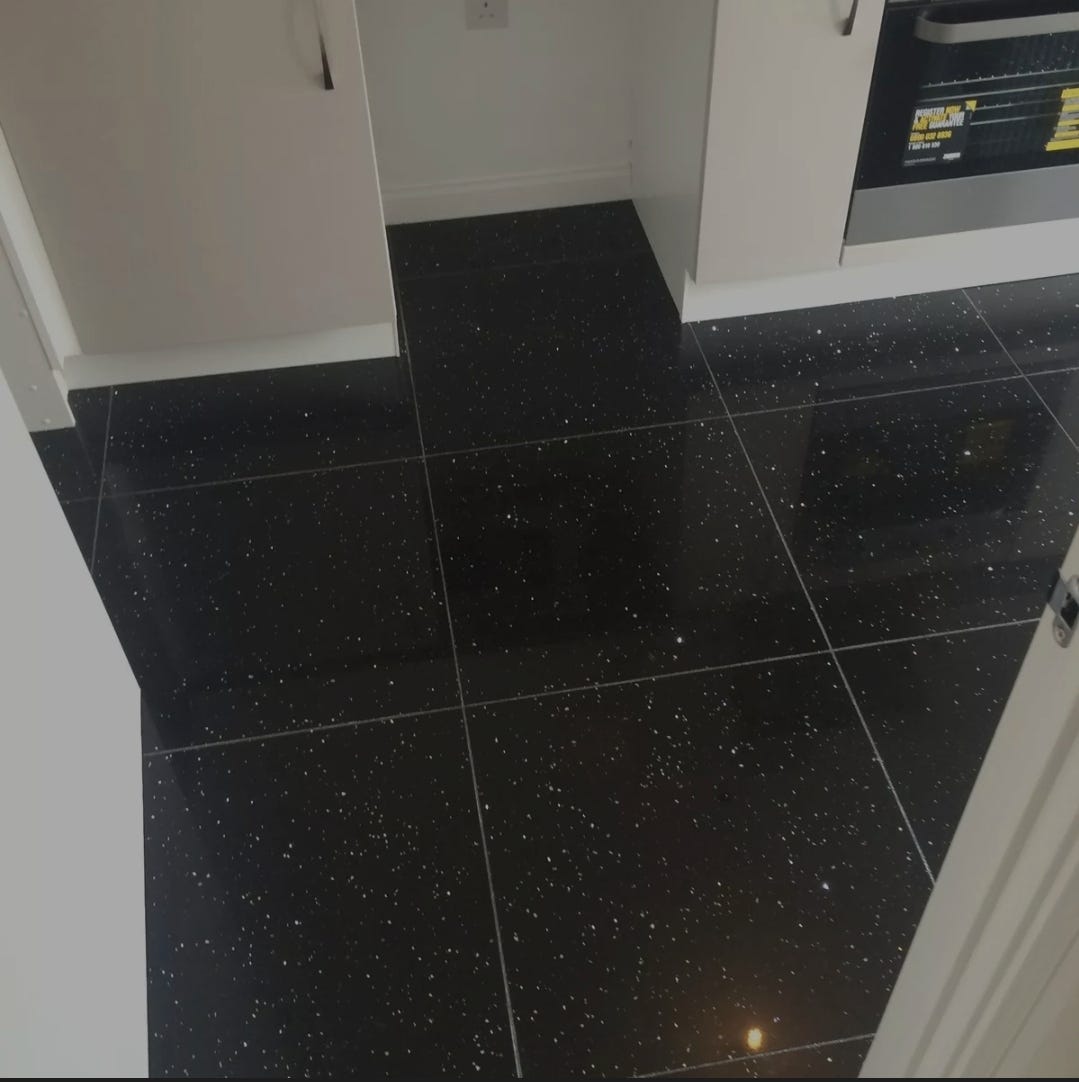 Sorte Quartz fliser ønskes kjøpt | FINN-torget