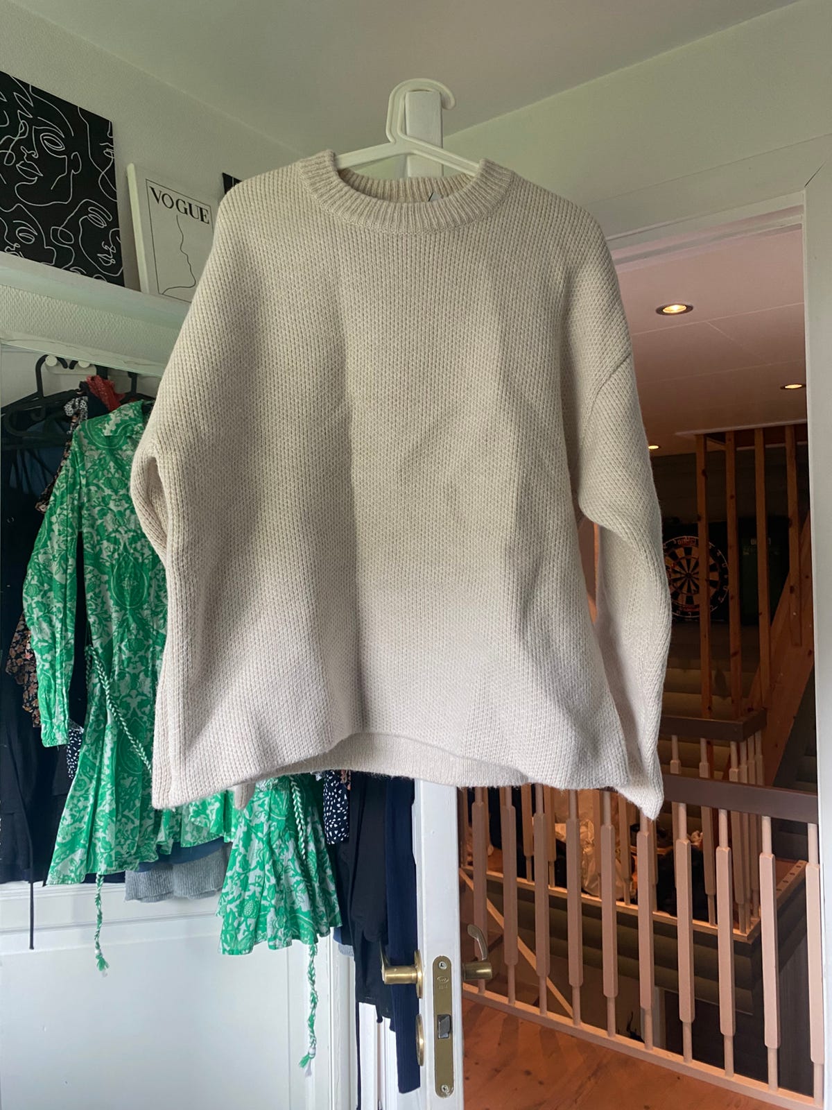 Weekday genser | FINN-torget