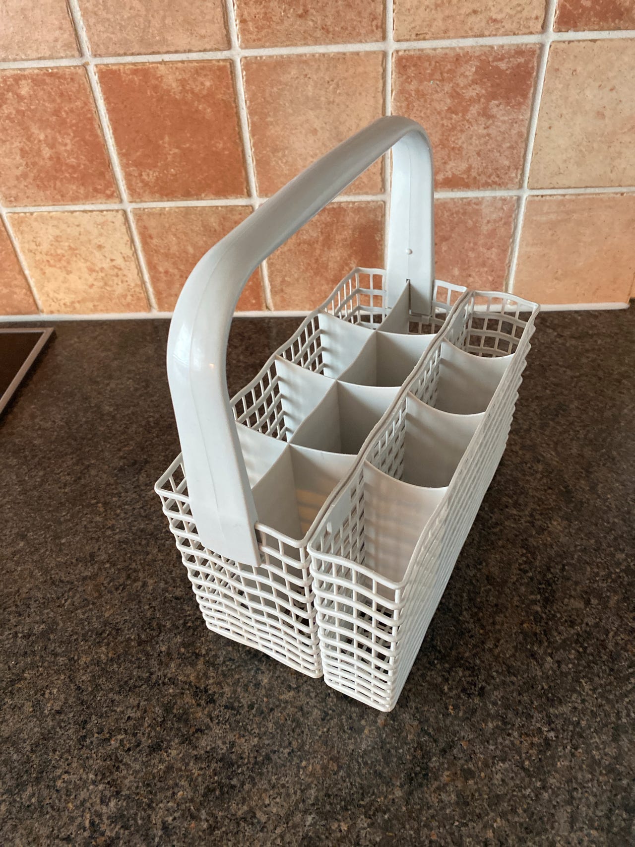 Bestikkbeholder til oppvaskmaskin | FINN-torget