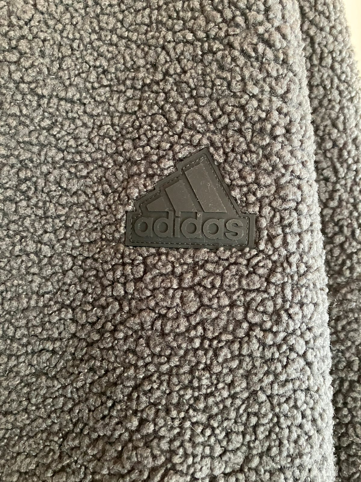 Addidas hoodie str L | FINN-torget