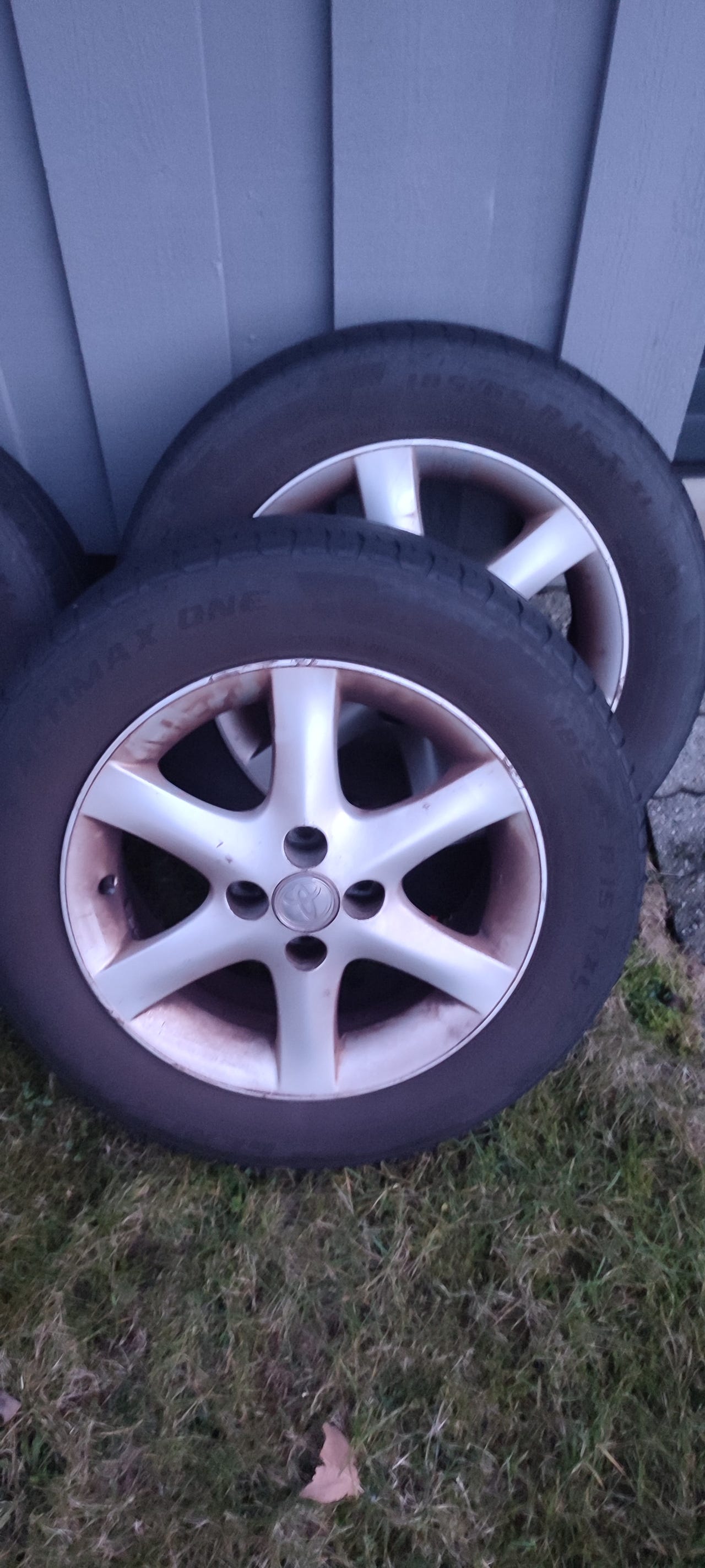 Toyota corolla felger med dekk | FINN-torget