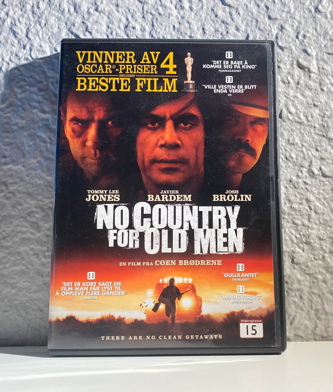 No Country for Old Men (2007 - DVD - Ethan Coen & Joel Coen) | FINN-torget