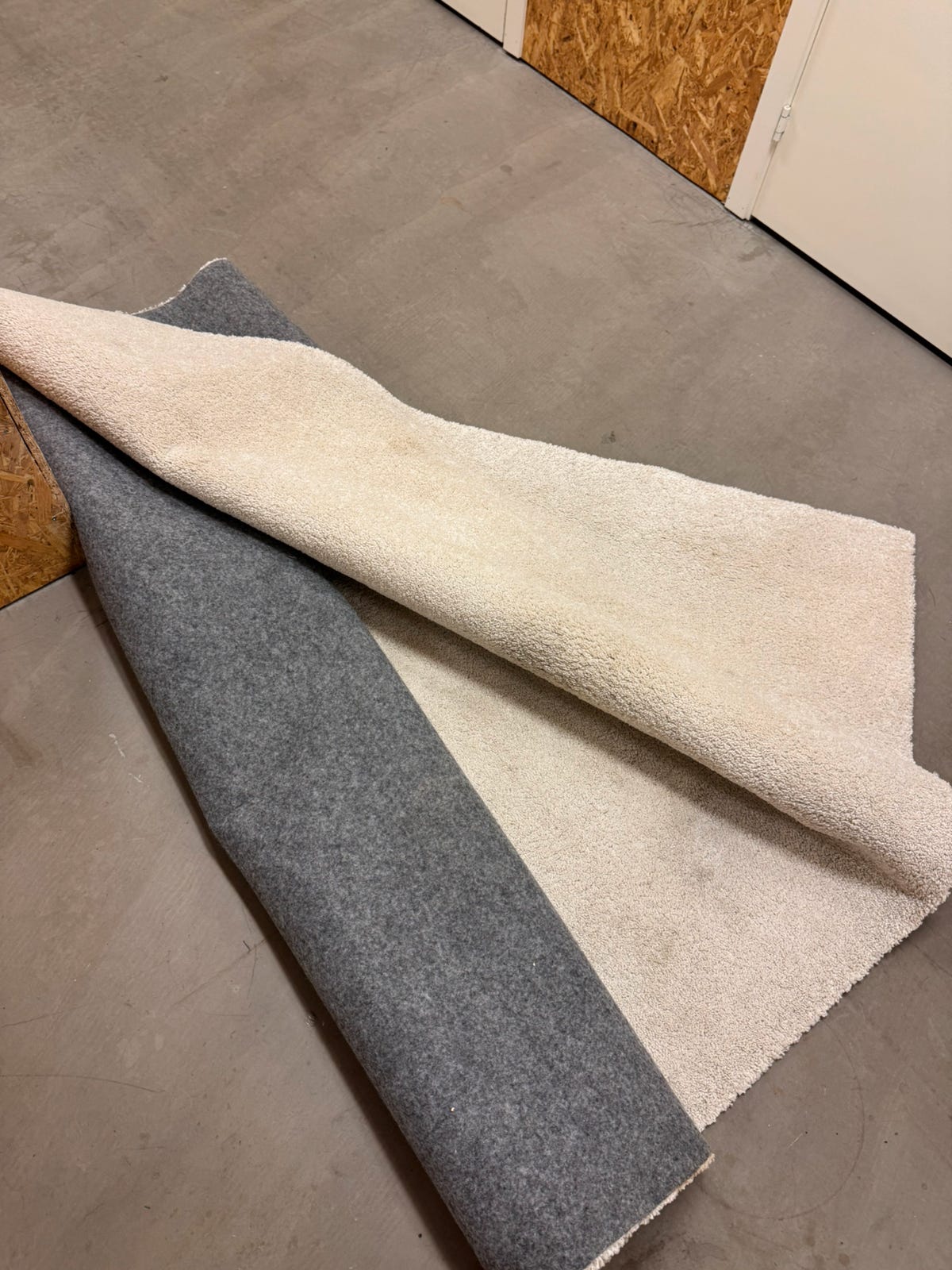 RUG gulvteppe fra Rusta | FINN-torget