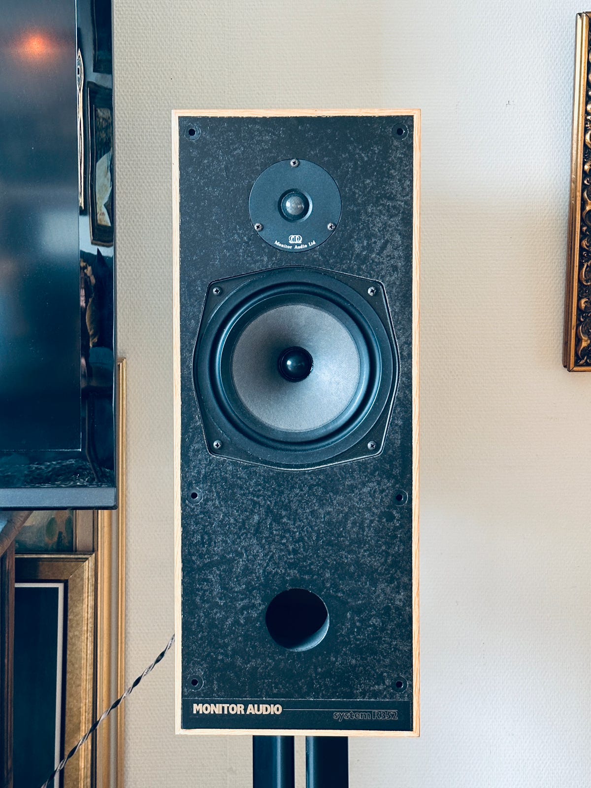 Monitor Audio System R352 | FINN-torget
