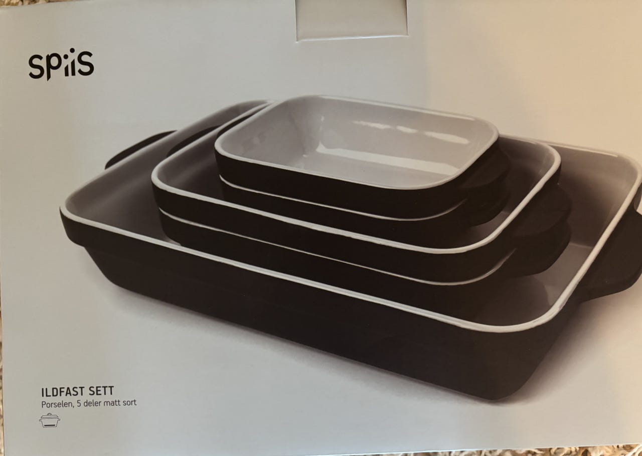 Selger ubrukt sett med Spiis ildfaste former | FINN-torget