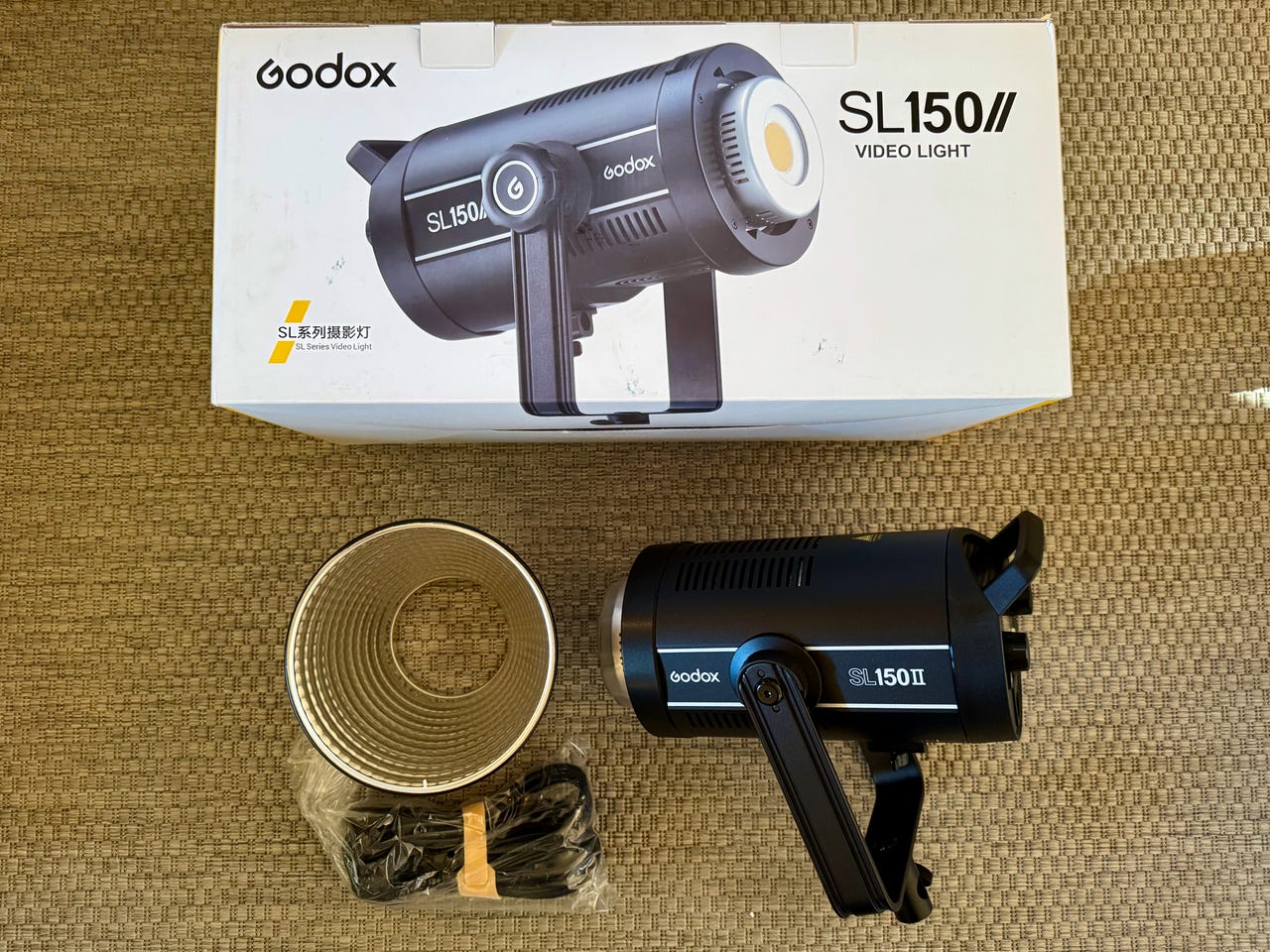 Godox SL150 II LED‑videolys m/reflektor, strømkabel og original eske ...