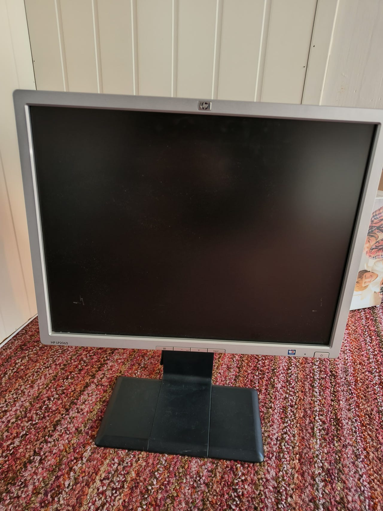 HP EF227A TFT/LCD pc skjerm (monitor) (22 inch) | FINN-torget