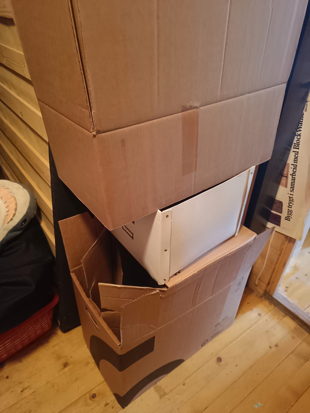 Flytteesker/esker gies bort mot henting | FINN-torget