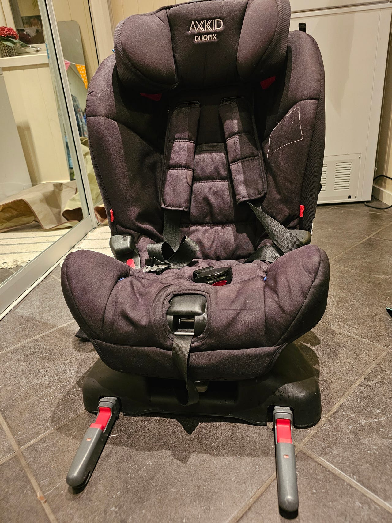 AXKID bilstol med isofix | FINN-torget