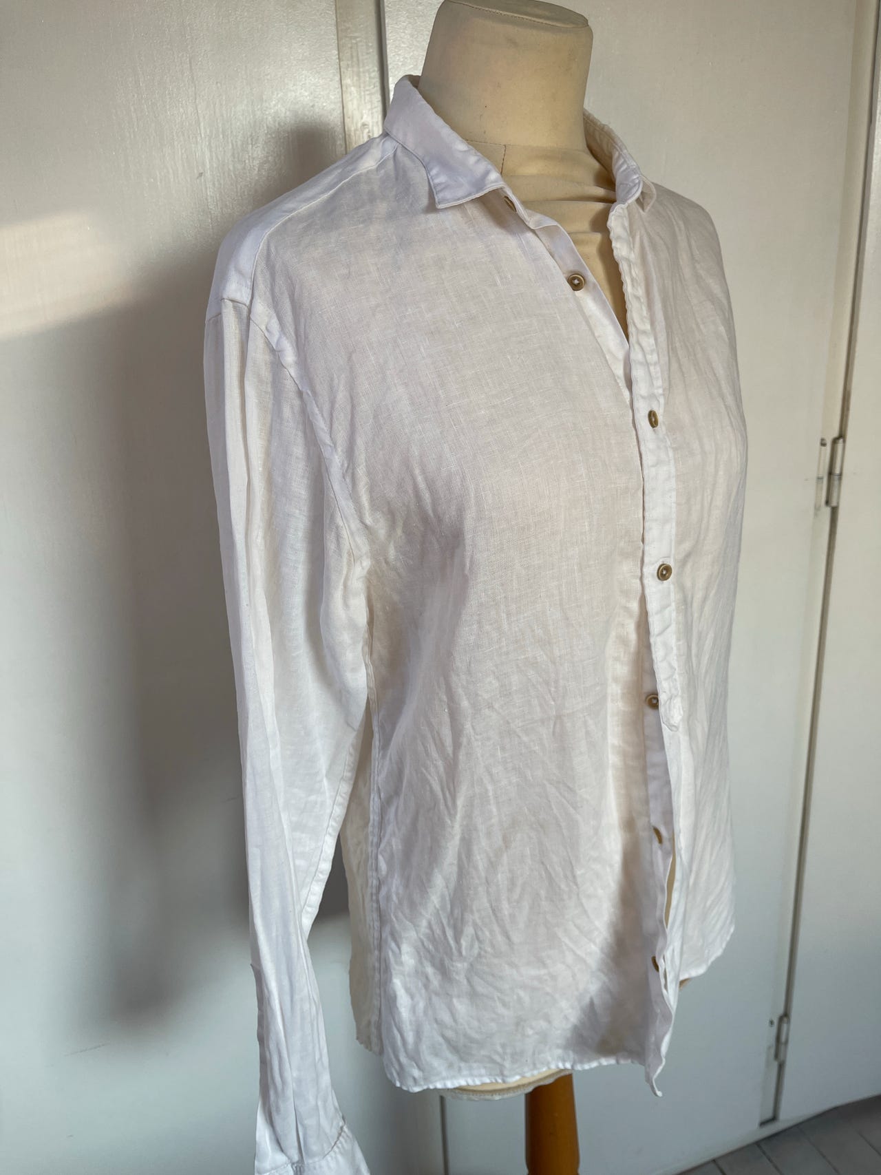 Hvit linskjorte | FINN-torget