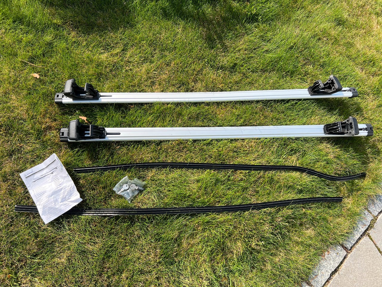 Mitsubishi Takstativ for bil aluminium | FINN-torget