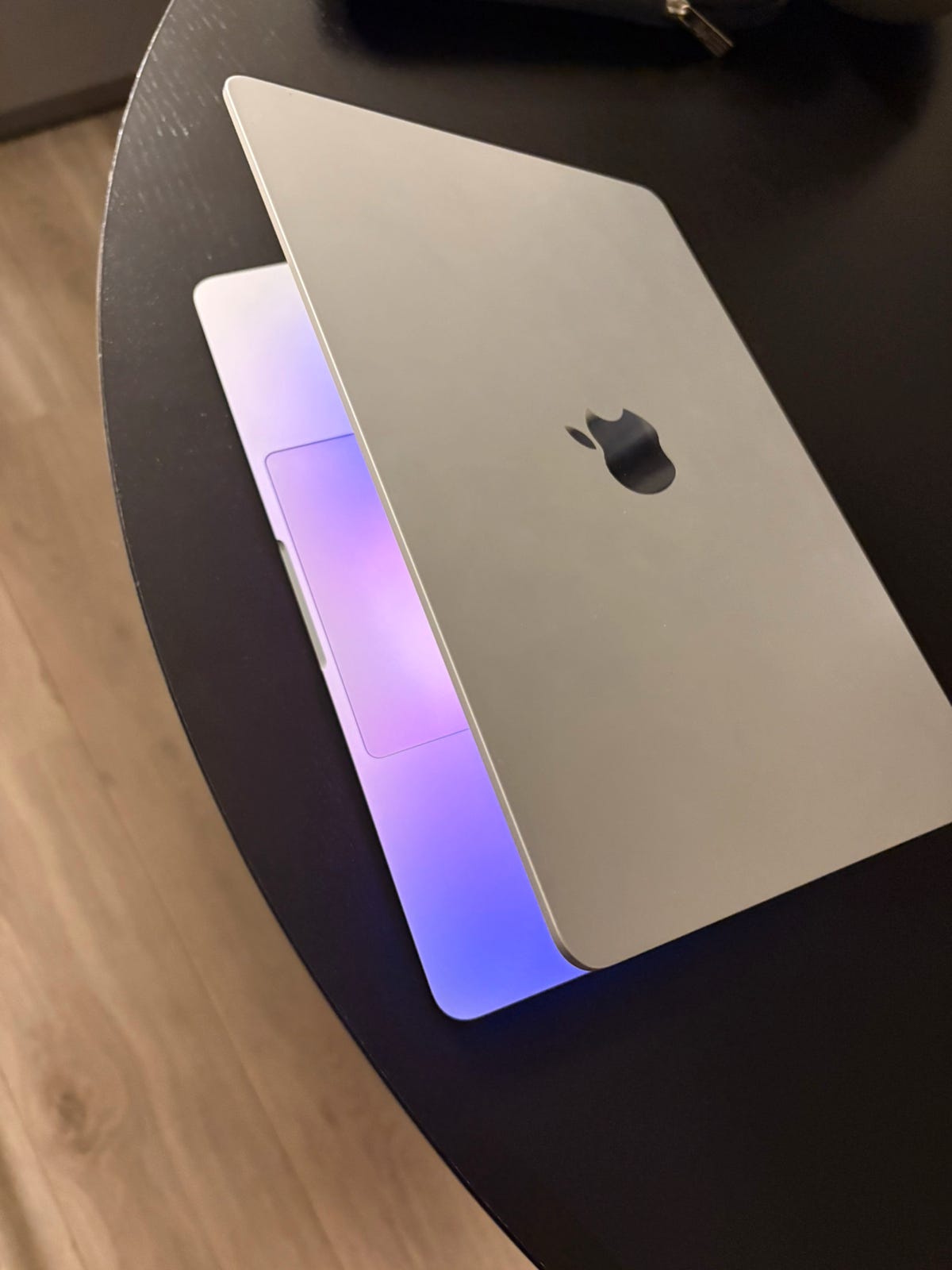 Macbook air 13 M2 - kjøpt i februar med 8 ladesykluser! | FINN-torget