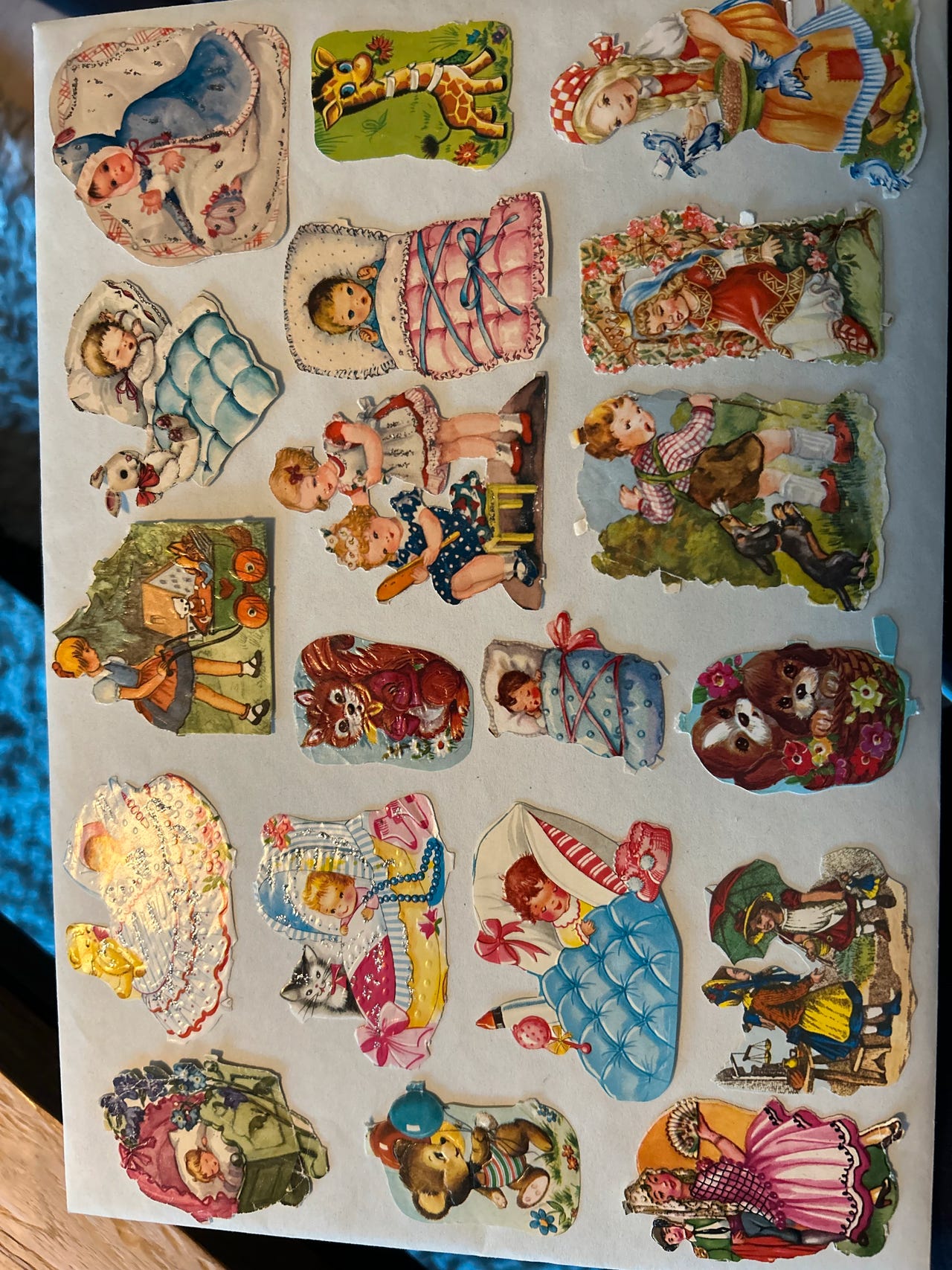 Gamle søte glansbilder | FINN-torget