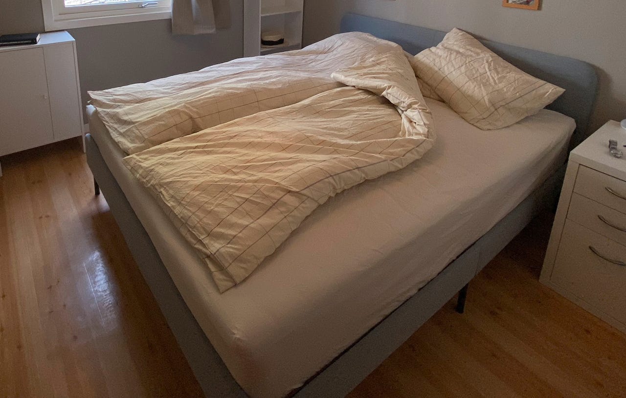 IKEA seng 160 med madrass og gavl | FINN-torget