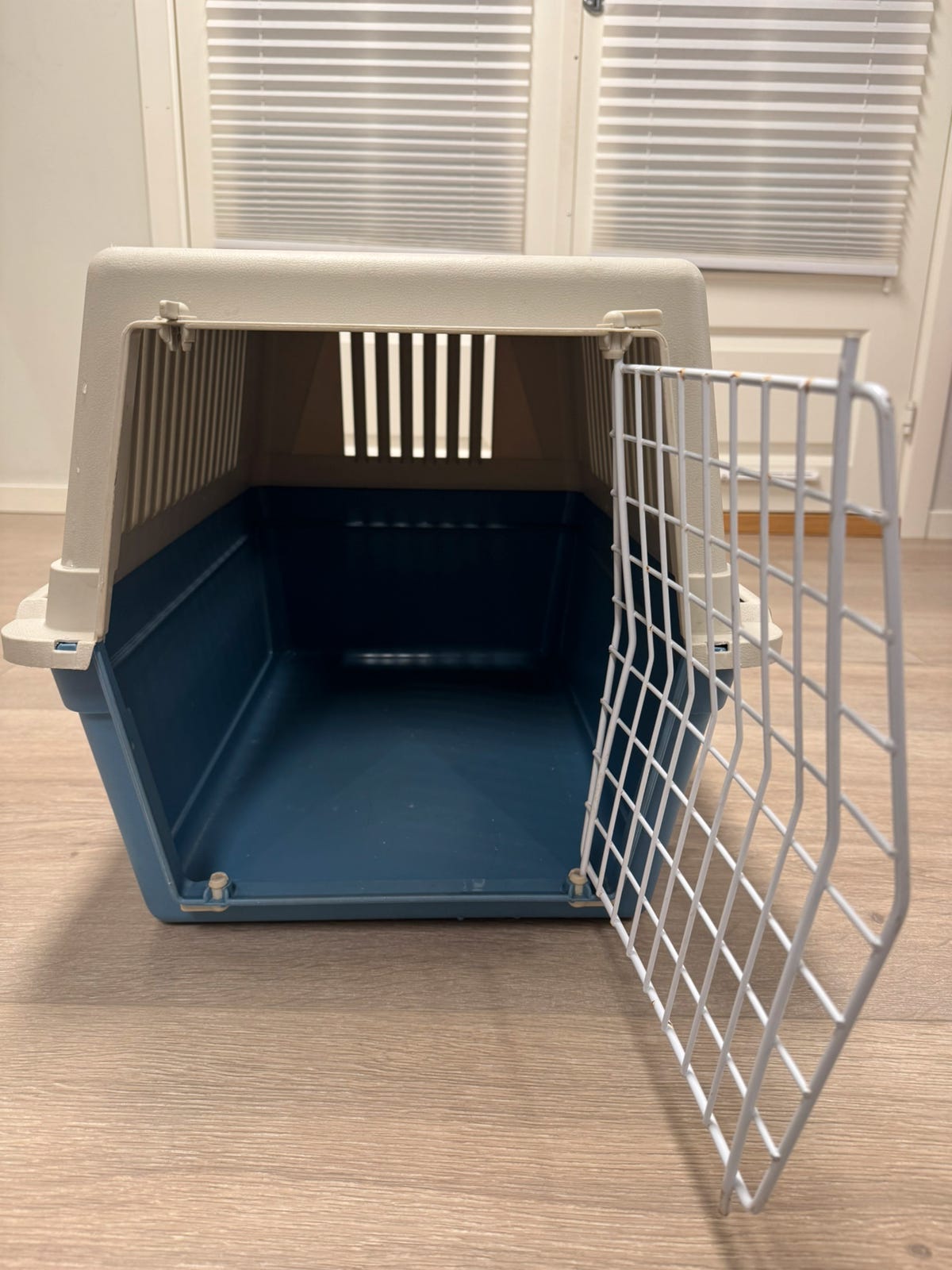 Ferplast bur små hunder og katter | FINN-torget