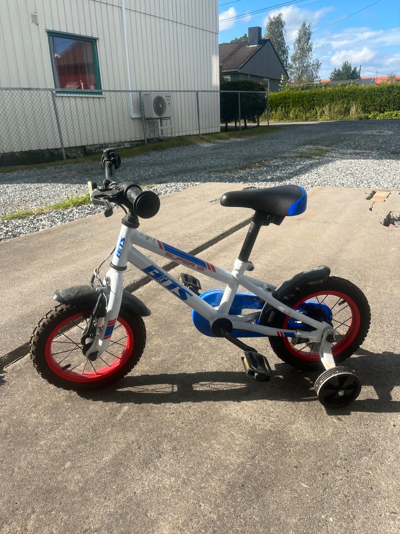 Sykkel til barn , str 12 (2-4år) | FINN-torget