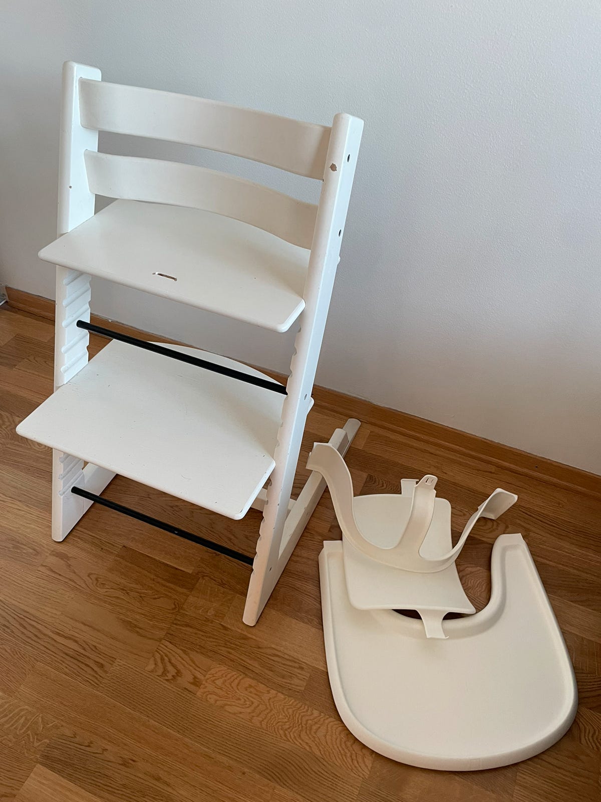 RESERVERT Stokke Tripp Trapp + baby sett + brett | FINN-torget