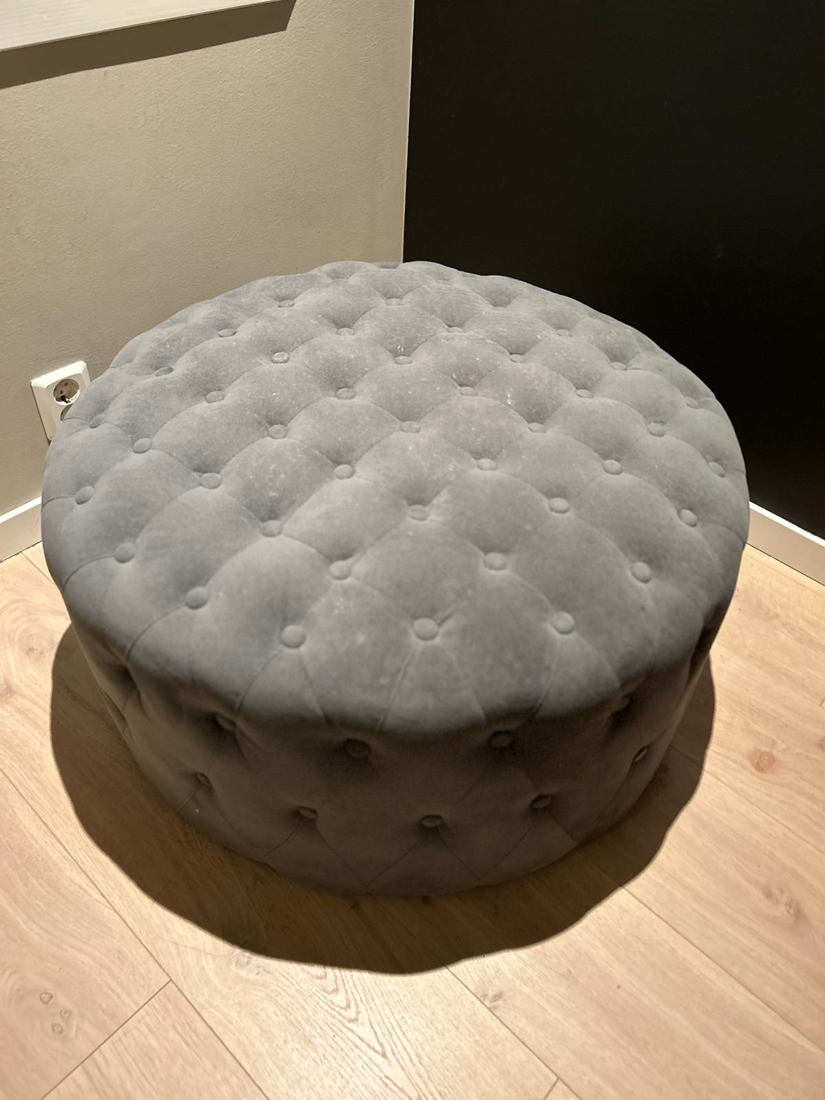 Stor rund puff | FINN-torget