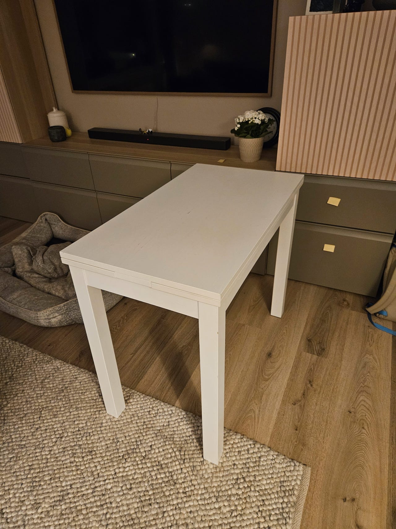 IKEA Bjurstad spisebord med ileggsplater | FINN-torget